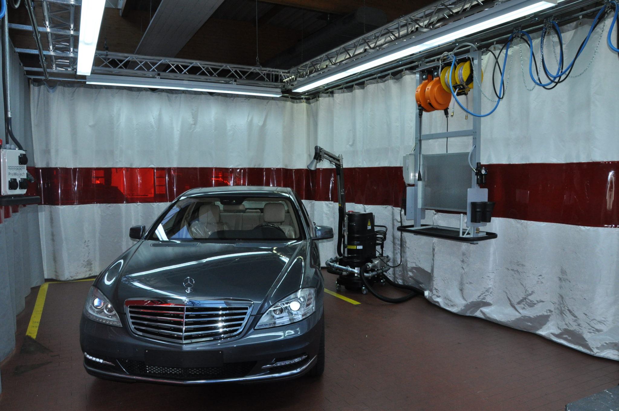 Clean Rooms - RAE - Reliable Automotive Equipment, Inc.